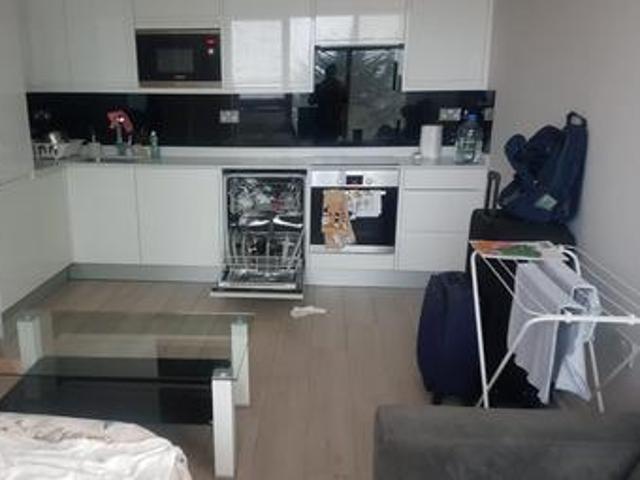 1 Bedrooms Flat for rent in High Road, London, Wembley HA9
