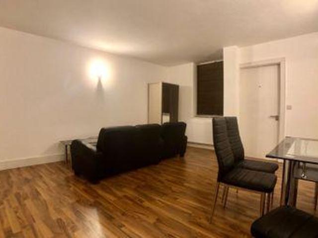 1 Bedrooms Flat for rent in High Road, London N12