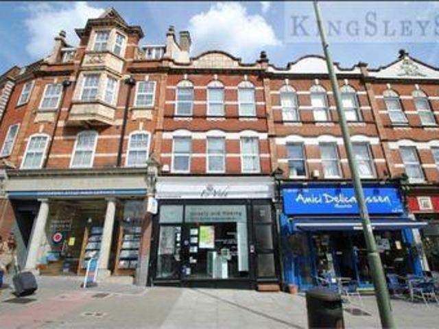 1 Bedrooms Flat for rent in High Road, London N2