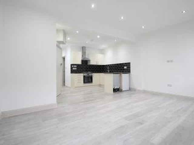 1 Bedrooms Flat for rent in High Street, Croydon CR0