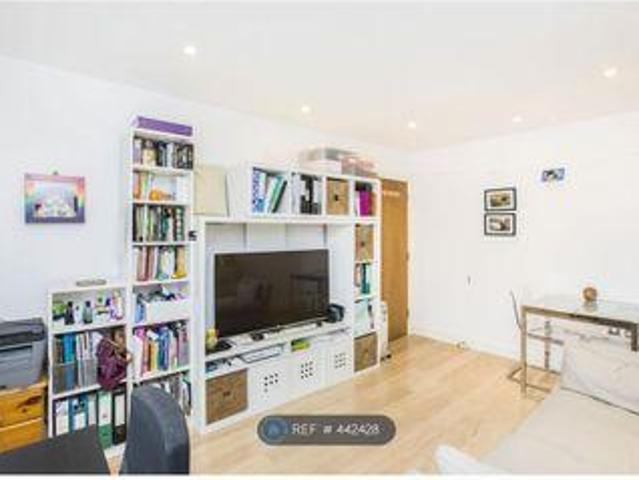 1 Bedrooms Flat for rent in High Street, London E15