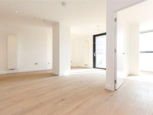 1 Bedrooms Flat for rent in Hill House, 17 Highgate Hill, Archway, London N19