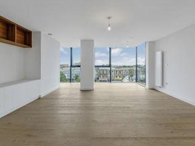 1 Bedrooms Flat for rent in Hill House, Highgate Hill, Archway N19