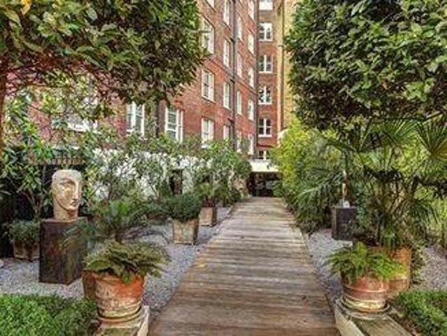 1 Bedrooms Flat for rent in Hill Street, Mayfair, London W1J