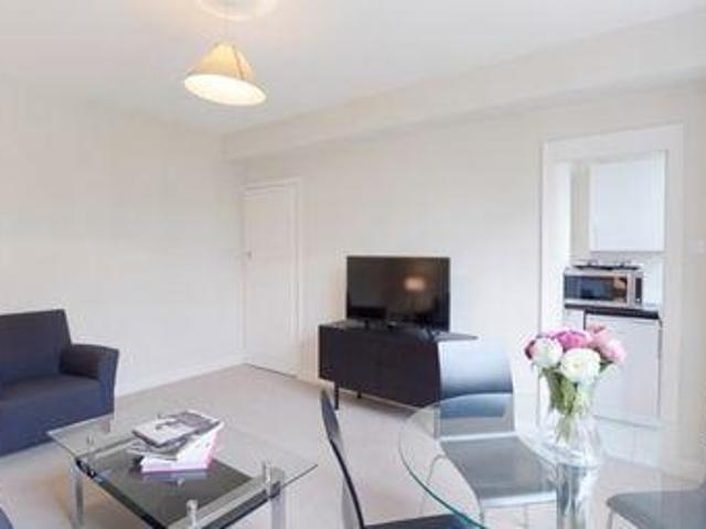 1 Bedrooms Flat for rent in Hill Street, Mayfair, London W1J