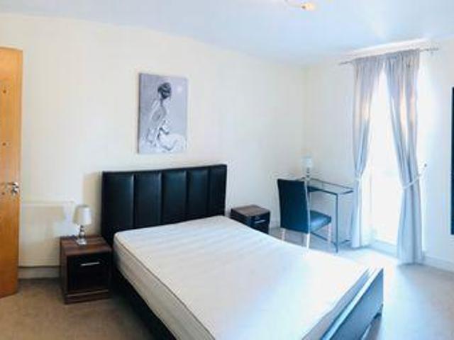 1 Bedrooms Flat for rent in Hutchings Street, Canary Wharf, London E14