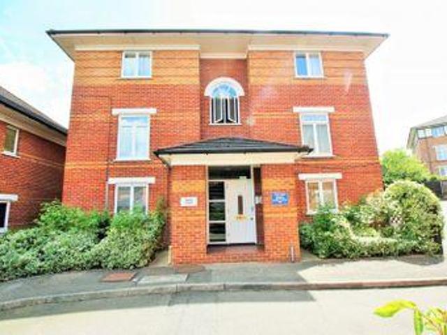 1 Bedrooms Flat for rent in Hunter Court, Swynford Gardens, Hendon NW4