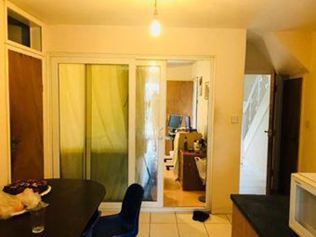 1 Bedrooms Flat for rent in Hunters Grove, Hayes UB3