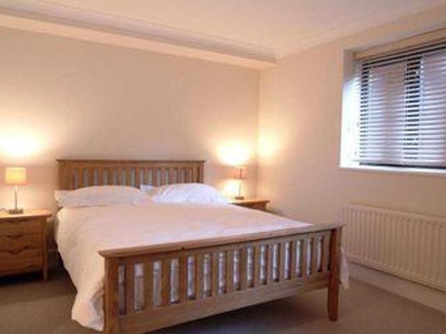1 Bedrooms Flat for rent in Huntsmore House, Pembroke Road, Kensington, London W8