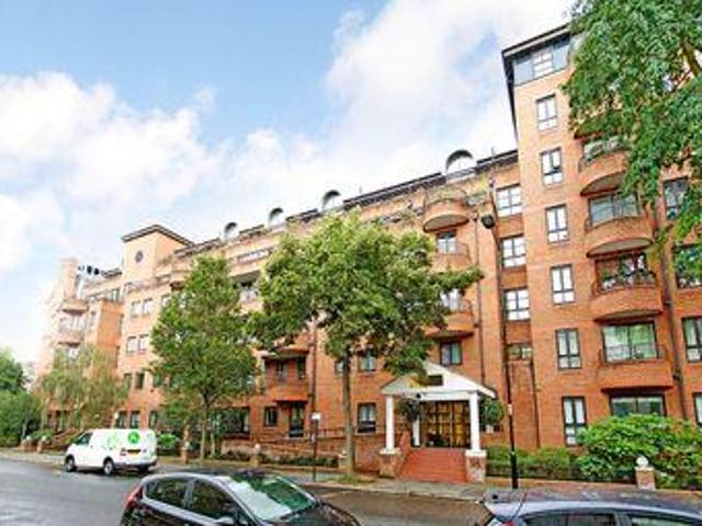 1 Bedrooms Flat for rent in Huntsmore House, Pembroke Road W8