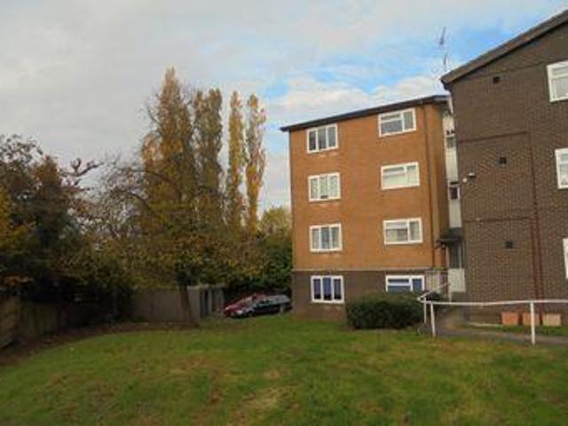 1 Bedrooms Flat for rent in Hyacinth Court, Newcastle Under Lyme, Staffordshire ST5