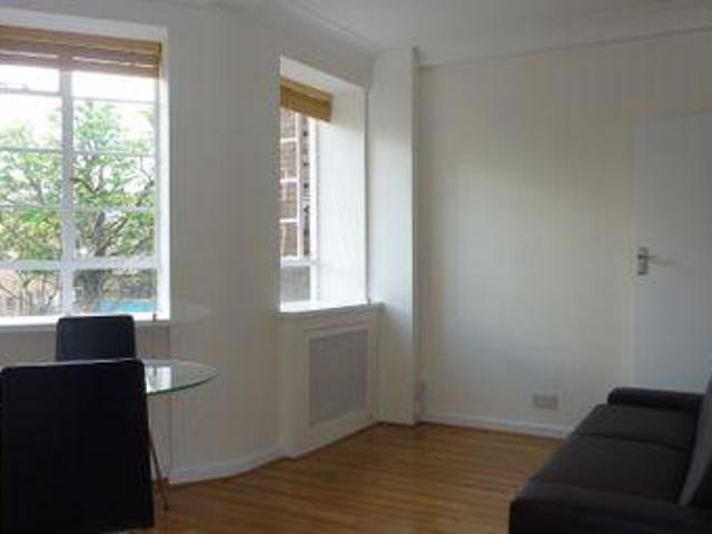 1 Bedrooms Flat for rent in Inverness Terrace, Bayswater W2
