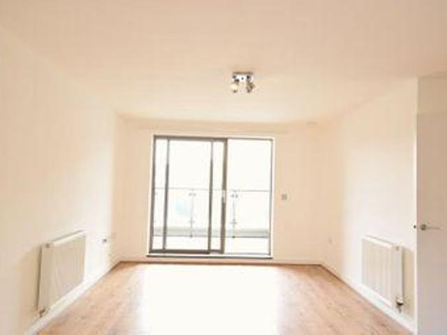 1 Bedrooms Flat for rent in Infinity Apartments, Chapel House Street E14