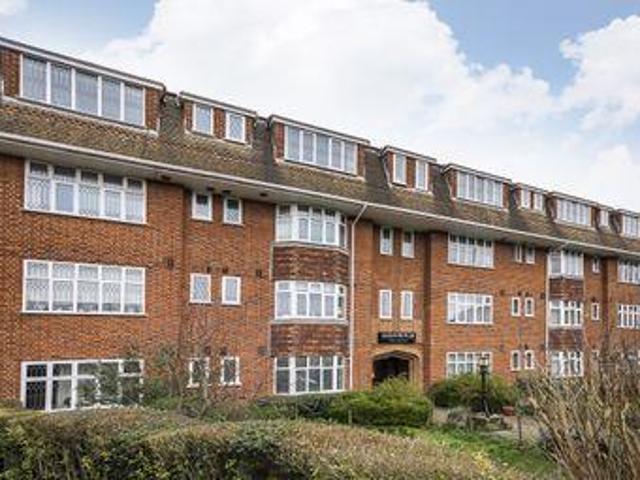 1 Bedrooms Flat for rent in Inner Park Road, London SW19