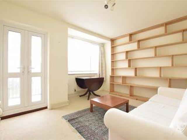 1 Bedrooms Flat for rent in Innes Gardens, London SW15