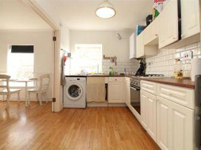 1 Bedrooms Flat for rent in Ickburgh Road, London E5