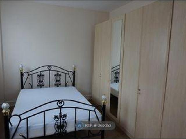1 Bedrooms Flat for rent in Ilford, Ilford, Essex IG1