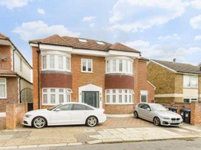 1 Bedrooms Flat for rent in Ivy Road, Southgate N14
