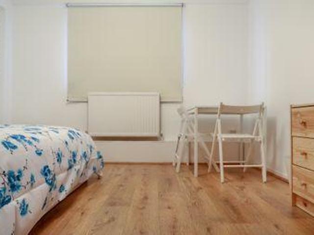 1 Bedrooms Flat for rent in Johnson House, London E2