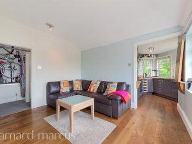 1 Bedrooms Flat for rent in Jacksons Lane, London N6