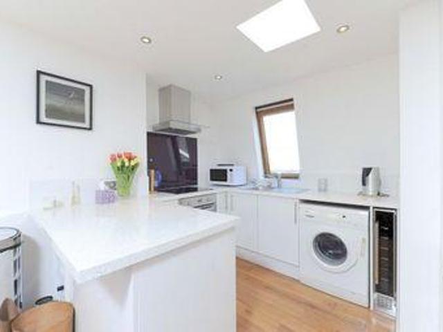 1 Bedrooms Flat for rent in Jedburgh Street, Clapham SW11