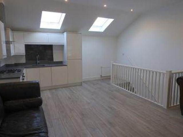 1 Bedrooms Flat for rent in Jhumat Place, Ilford IG1