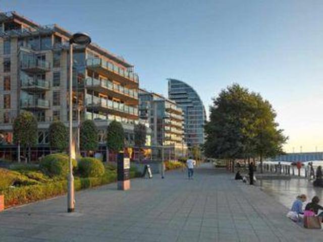 1 Bedrooms Flat for rent in Juniper Drive, Battersea SW18