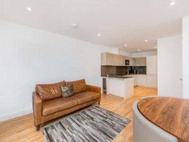 1 Bedrooms Flat for rent in Juniper Drive, Battersea SW18