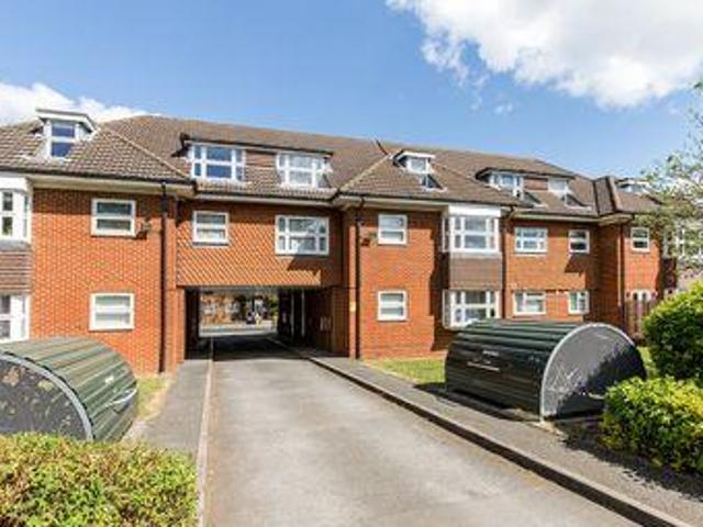 1 Bedrooms Flat for rent in Oakleigh Road North, London N20