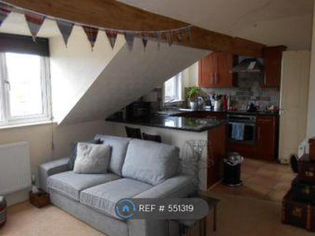 1 Bedrooms Flat for rent in Oakwood Avenue, Leeds LS8