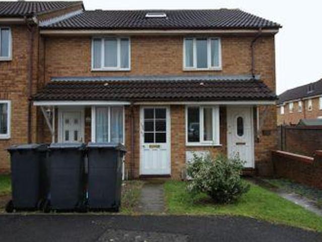1 Bedrooms Flat for rent in Oaktree Crescent, Bradley Stoke, Bristol BS32