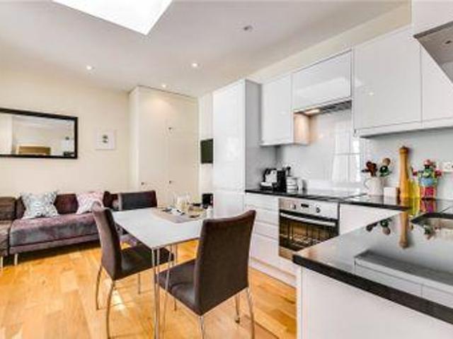 1 Bedrooms Flat for rent in Observatory Gardens, Kensington, London W8