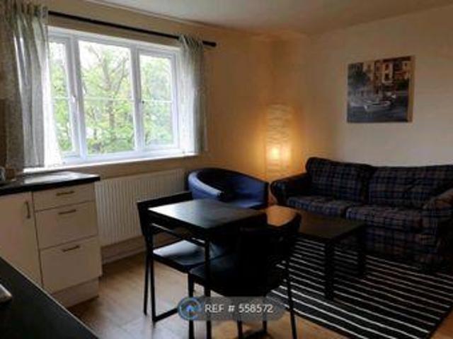 1 Bedrooms Flat for rent in Off Gladbeck Way, Enfield EN2