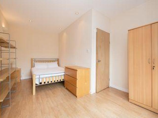 1 Bedrooms Flat for rent in Old Bellgate Place, Docklands, Canary Wharf E14