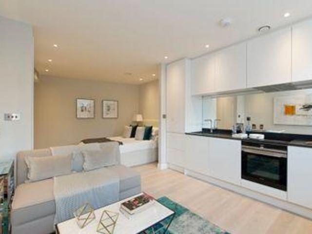 1 Bedrooms Flat for rent in Old Brompton Road, 3 Edwards House, Earls Court, London SW5