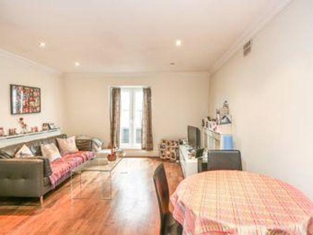1 Bedrooms Flat for rent in Old Brompton Road, London SW5