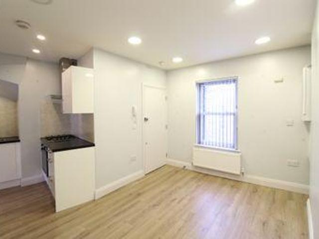 1 Bedrooms Flat for rent in Old Woolwich Road, London, East Greenwich SE10