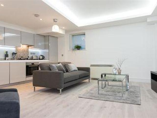 1 Bedrooms Flat for rent in Ostro House, Finchley, Hampstead, London NW2