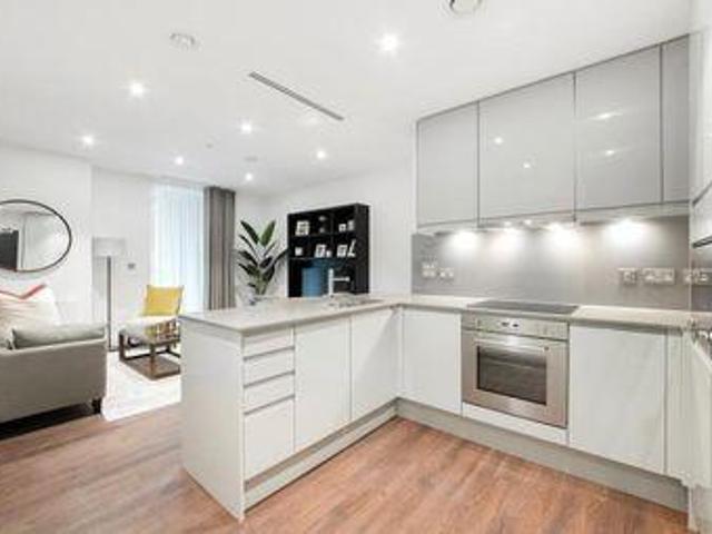 1 Bedrooms Flat for rent in Ostro Tower, Canary Wharf E14