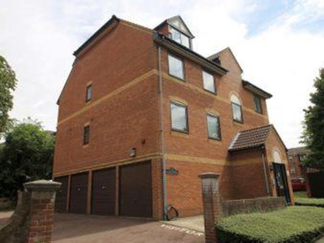 1 Bedrooms Flat for rent in Overton Road, Sutton SM2