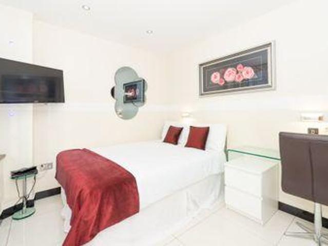 1 Bedrooms Flat for rent in Oxford Street, Marble Arch, Central London. W1H