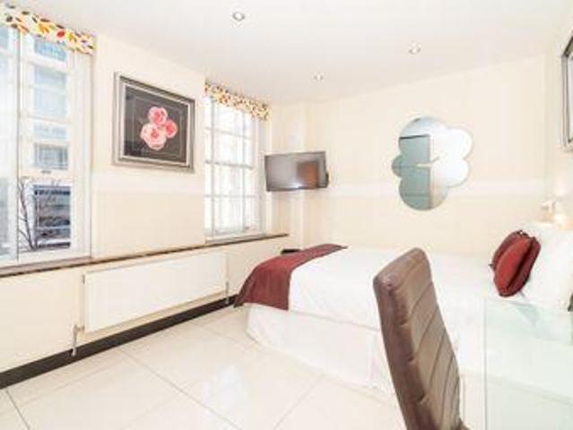 1 Bedrooms Flat for rent in Oxford Street, Marble Arch, Central London. W1H
