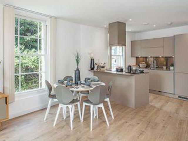 1 Bedrooms Flat for rent in L&Q @ The Pavilions, Caledonian Road N1