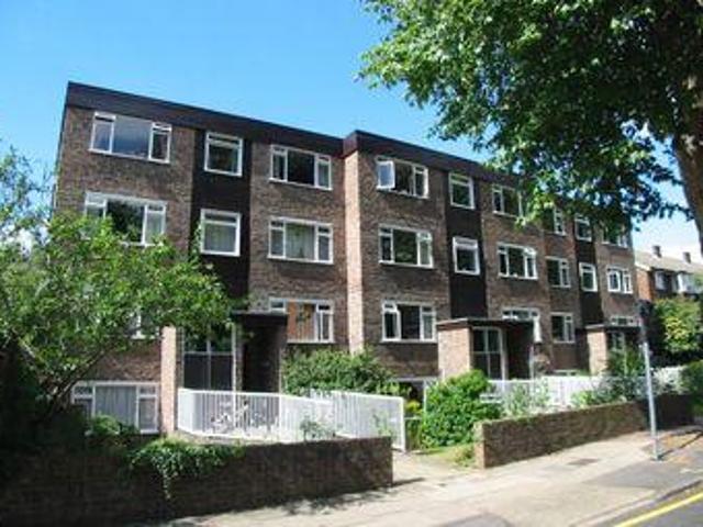 1 Bedrooms Flat for rent in Lovelace Road, Surbiton KT6