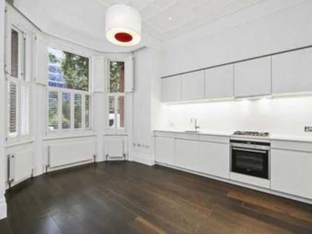 1 Bedrooms Flat for rent in Lower Sloane Street, London SW1W