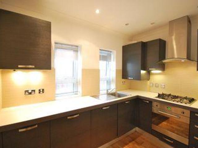 1 Bedrooms Flat for rent in Lodge Place, Sutton SM1