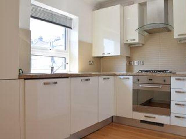 1 Bedrooms Flat for rent in Lodge Place, Sutton SM1