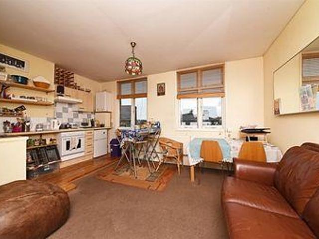 1 Bedrooms Flat for rent in Long Lane, East Finchley N2