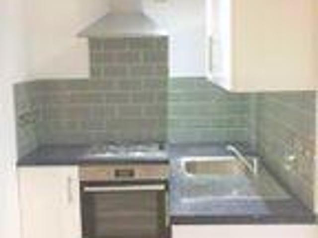 1 Bedrooms Flat for rent in Longroyd St, Leeds LS11