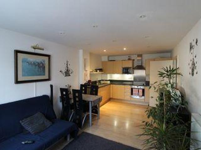 1 Bedrooms Flat for rent in London Road, Mitcham CR4
